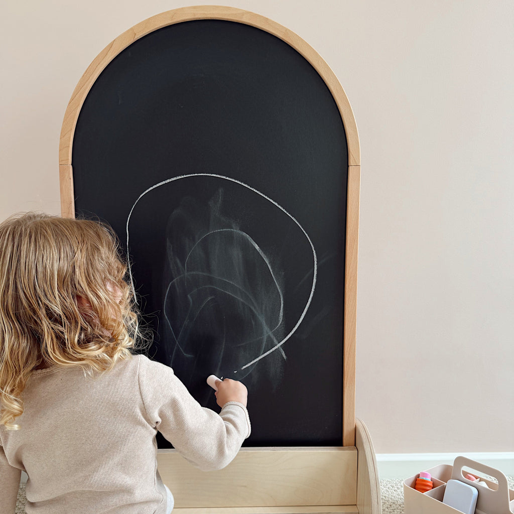 Buy Archie Blackboard / Whiteboard | Curved Chalkboard Easel | HipKids ...