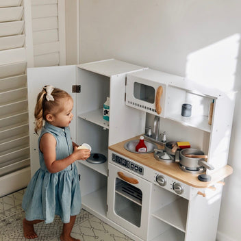 Buy White Modern Chef Toy Kitchen | Wooden Play Kitchen by HipKids Online