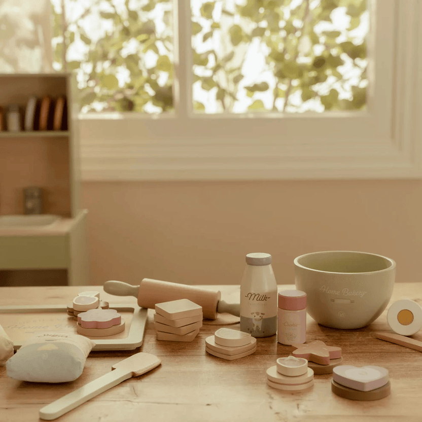 Buy Little Dutch Baker Set | HipKids Online