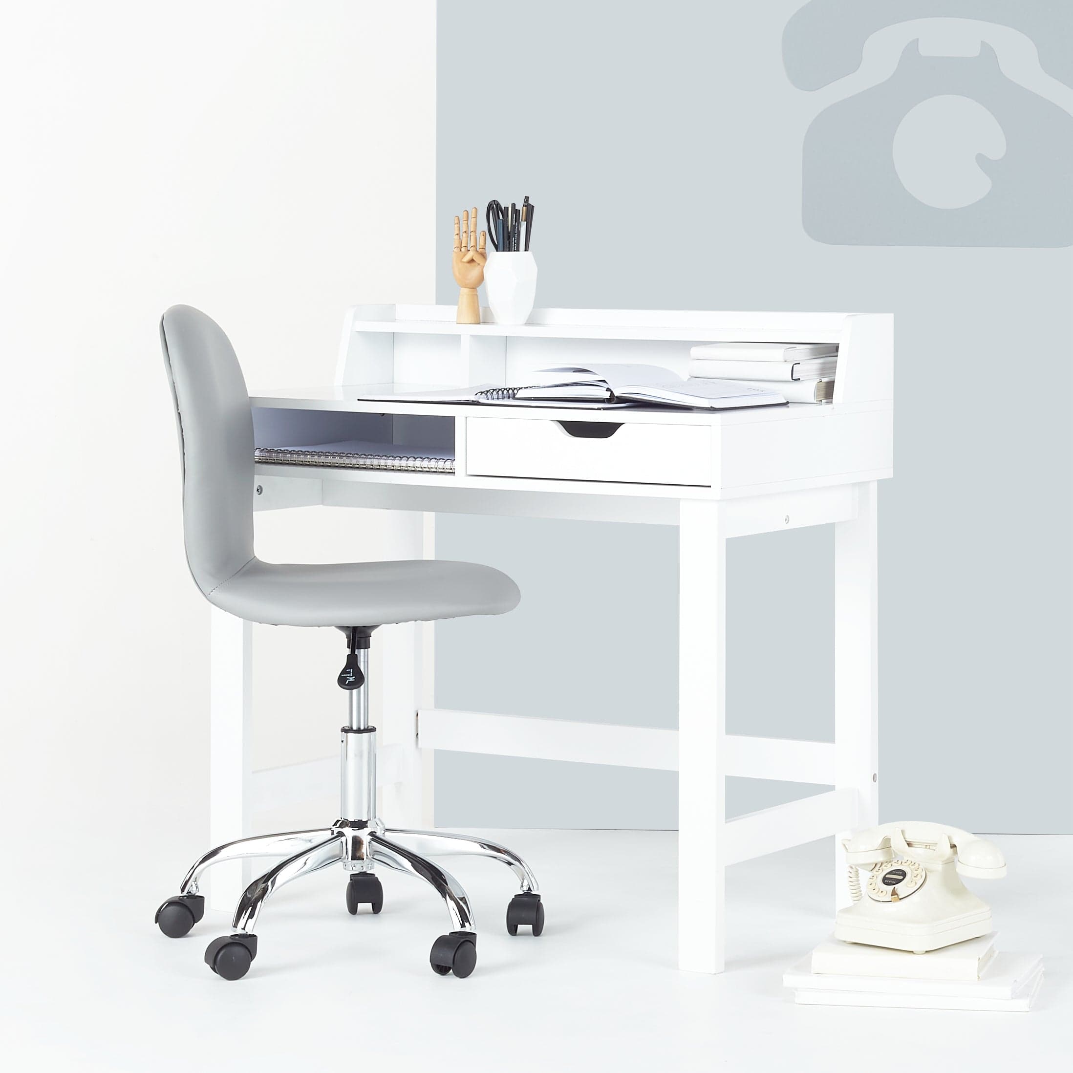 Kids' Desks - Shop Practical & Versatile Desks for Kids – HipKids